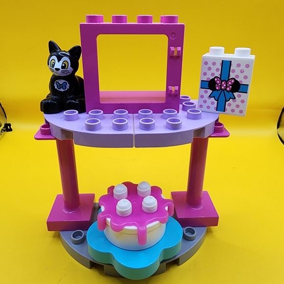 Lego | Toys | Lego Duplo 873 Minnies Birthday Party Replacement Pieces ...
